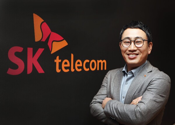 [직썰CEO] 유영상 SKT CEO, “기술과 서비스로 고객 이롭게 하는 ‘AI Company’로 도약”
