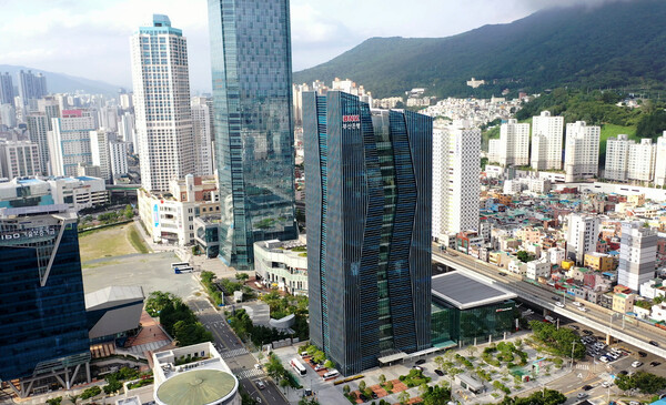 BNK금융그룹, 3Q 순이익 6570억원…전년比 9.7%↓