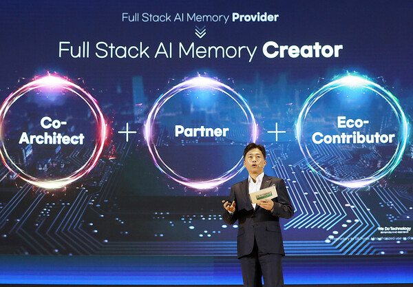 [CEO 직썰] 곽노정 SK하이닉스 사장 “맞춤형 HBM·AI D램·낸드로 ‘넥스트 AI’ 시대 준비”