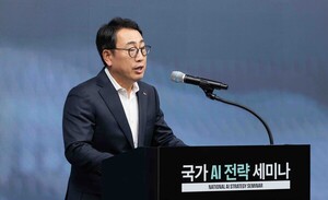 SKT “AI G3 도약 위해 정부·민간 원팀 돼야”